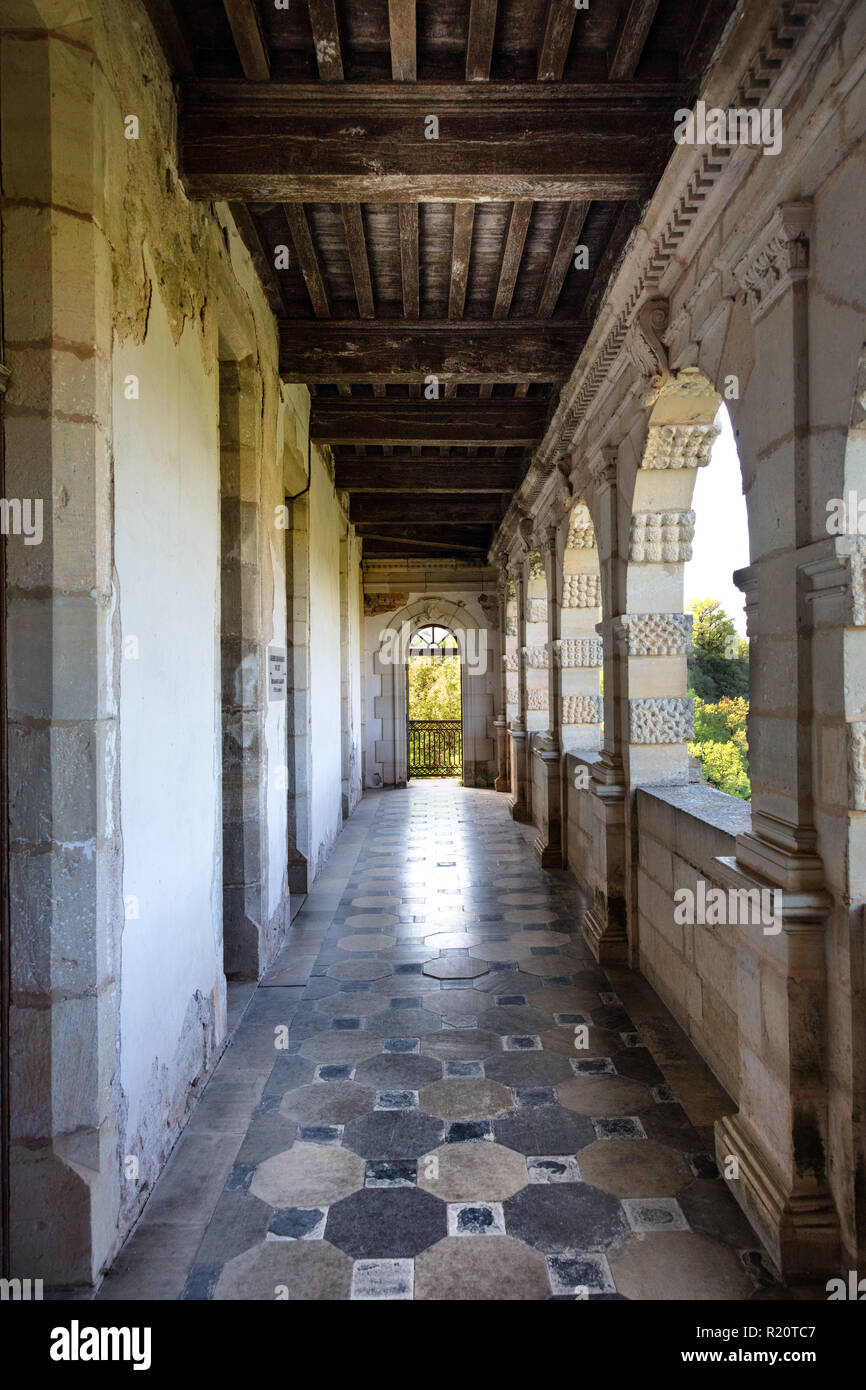 Medieval gothic corridor hi-res stock photography and images - Alamy