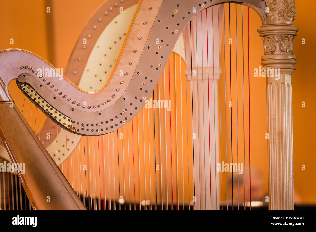 Harps hi-res stock photography and images - Alamy