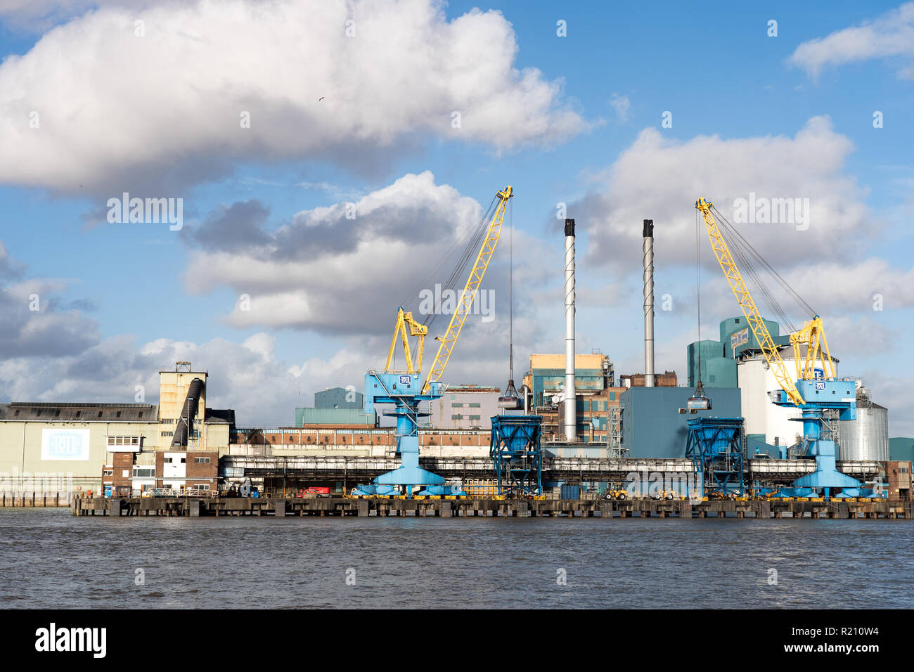 Lyle roger hi-res stock photography and images - Alamy