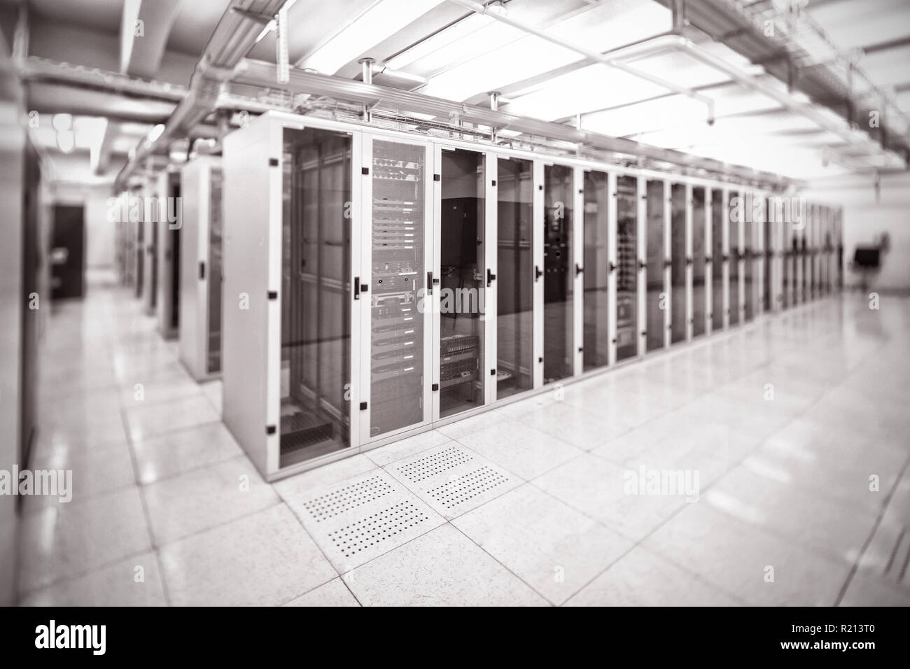 Empty server room Stock Photo - Alamy