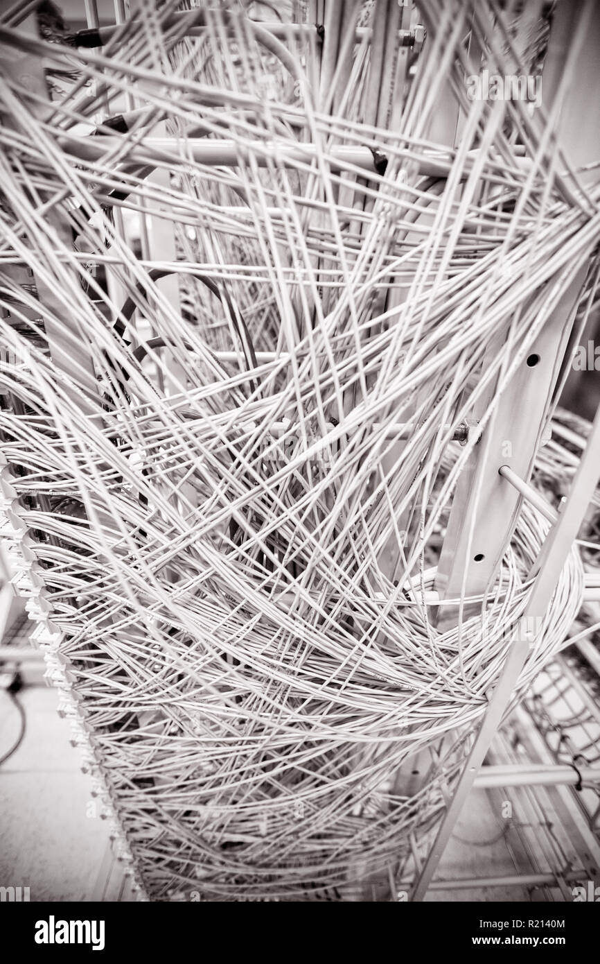 Server room cables hi-res stock photography and images - Alamy