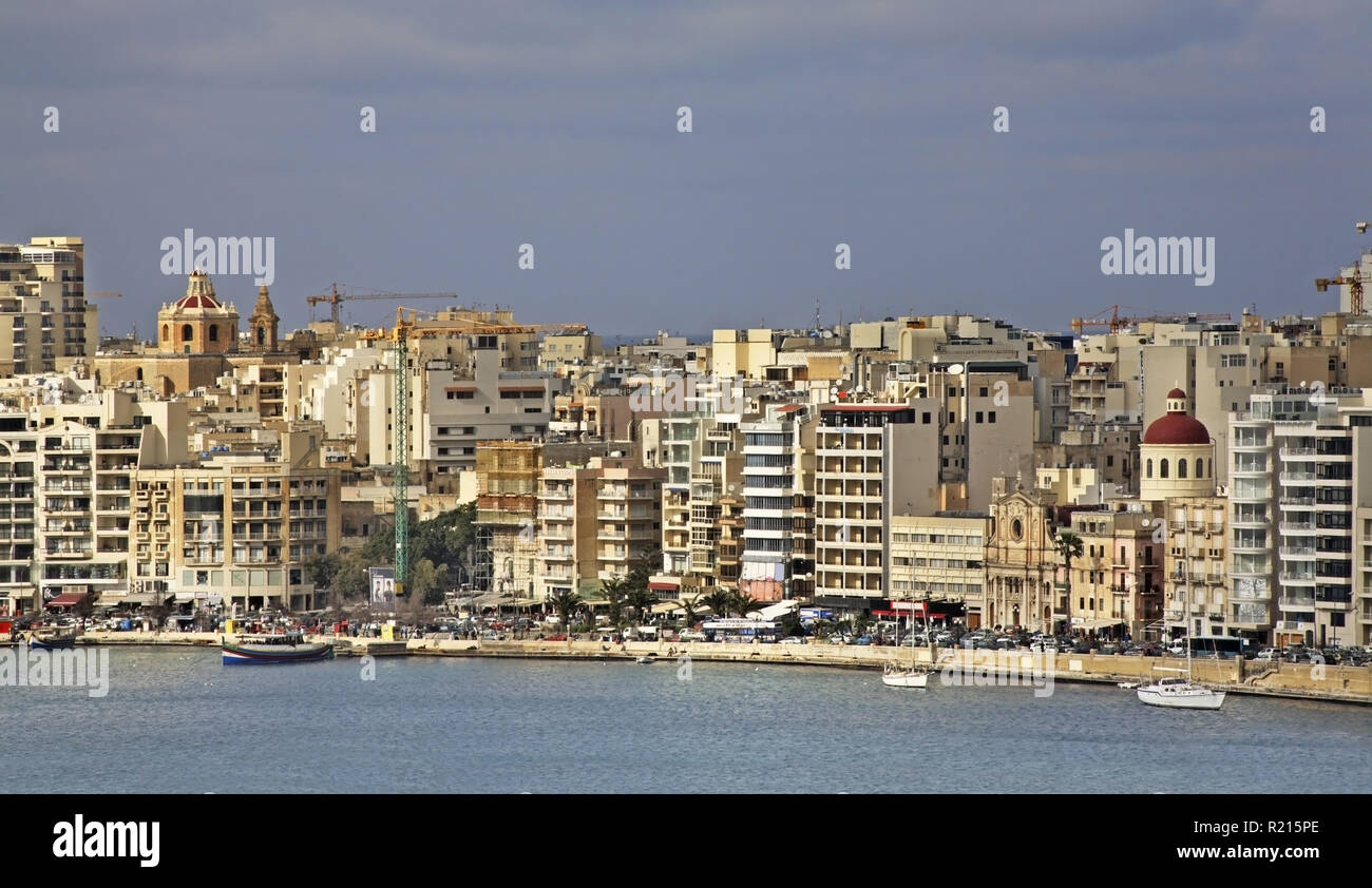 Embankment in Sliema (Tas-Sliema). Malta island Stock Photo - Alamy