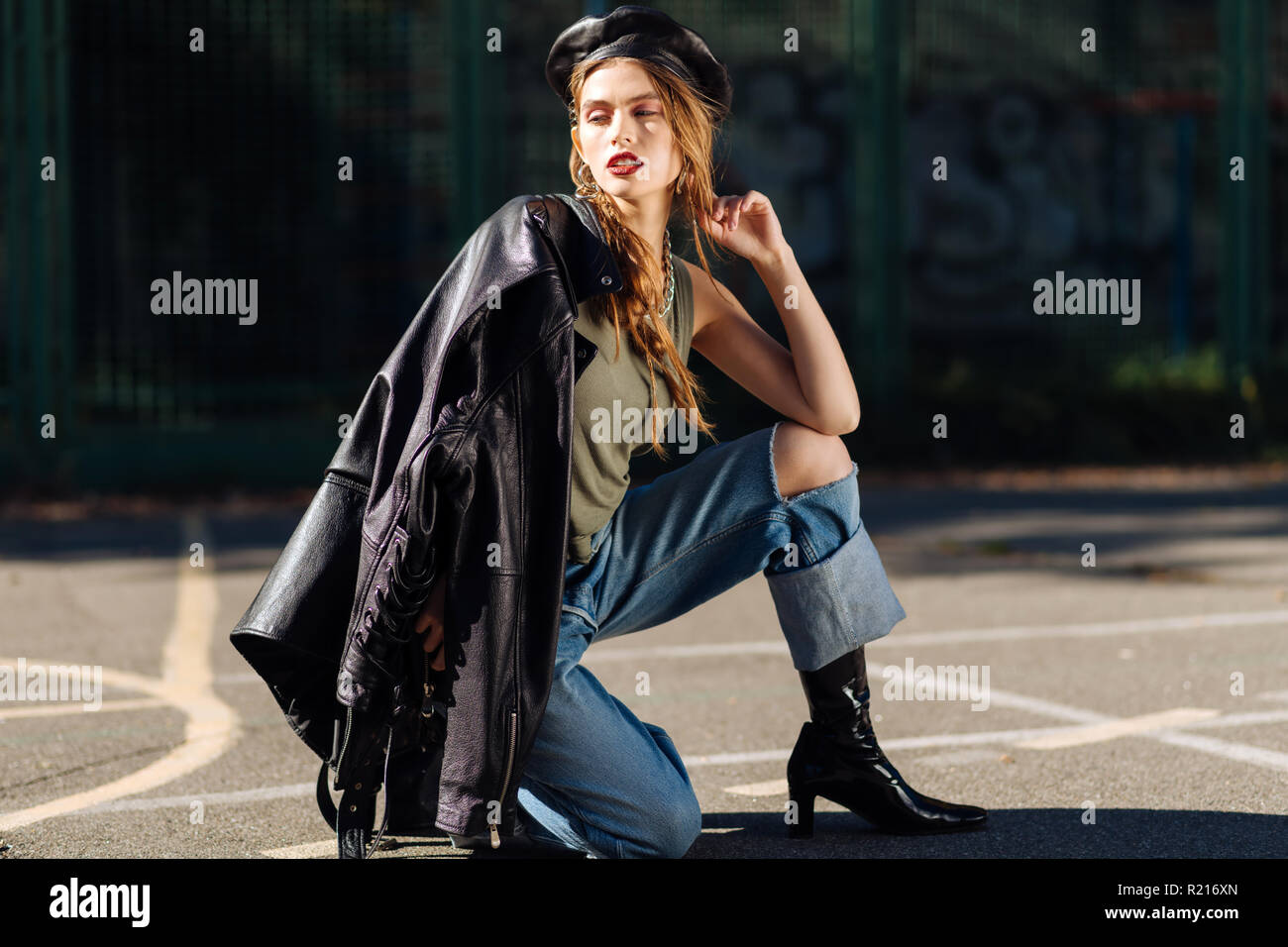 Skinny model hi-res stock photography and images - Alamy