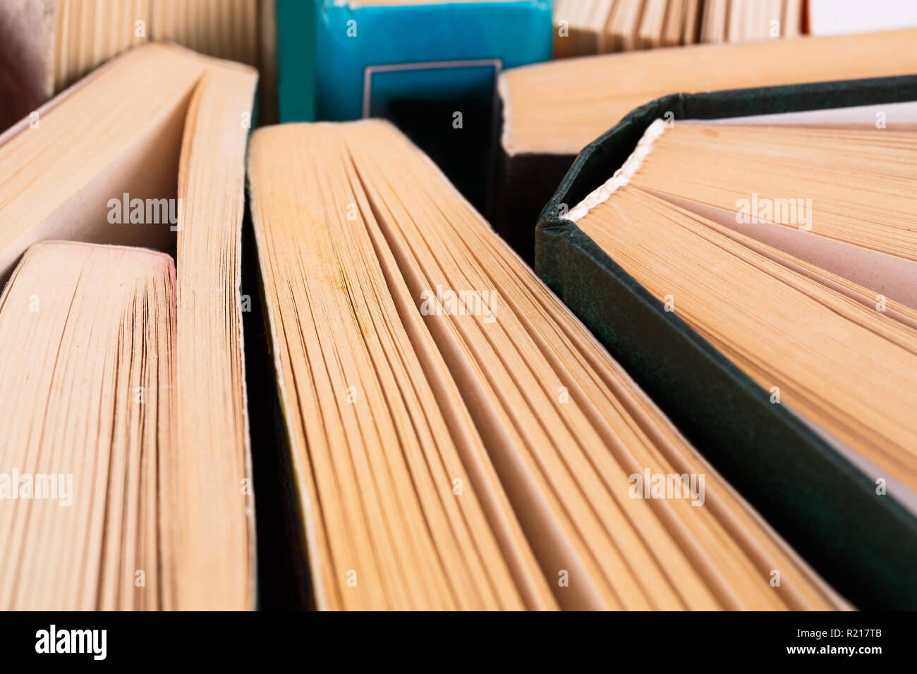 Close study object education hi-res stock photography and images - Alamy