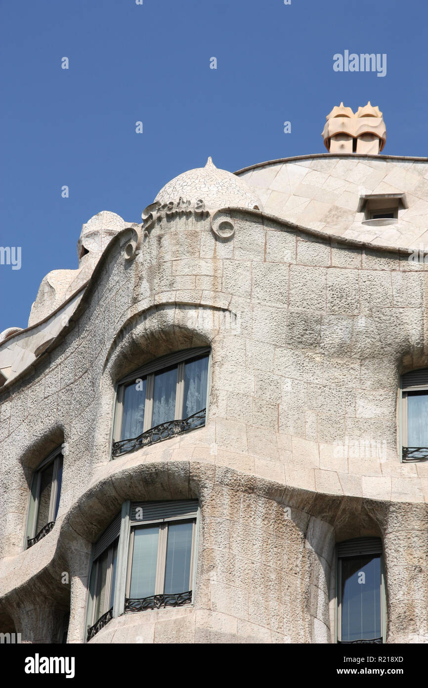 Modernisme architecture hi-res stock photography and images - Alamy