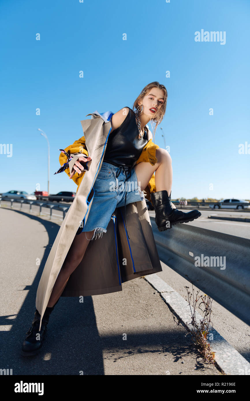 Long skinny legs hi-res stock photography and images - Alamy