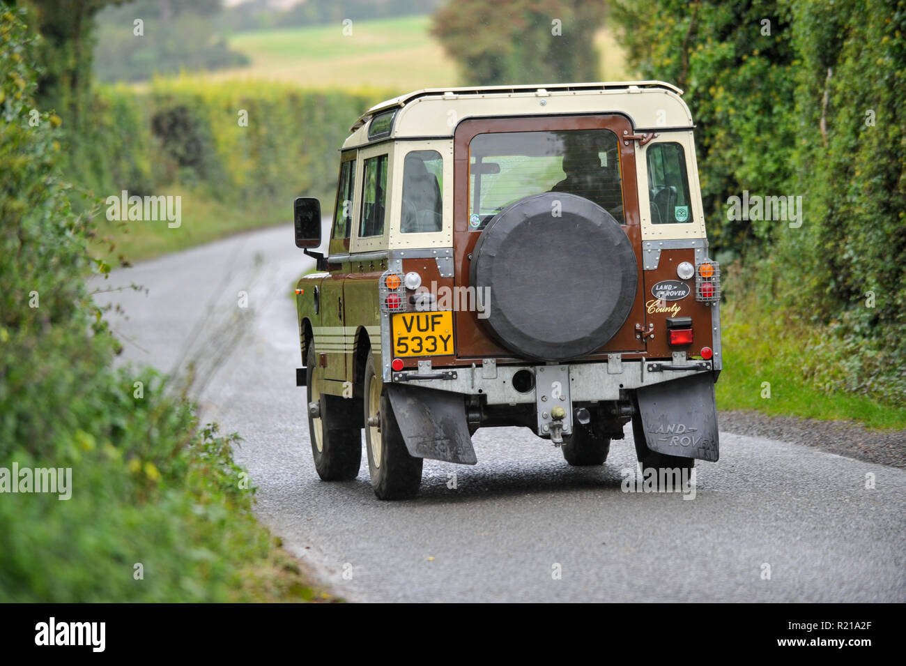 Land rover series 3 station wagon hi-res stock photography and images ...