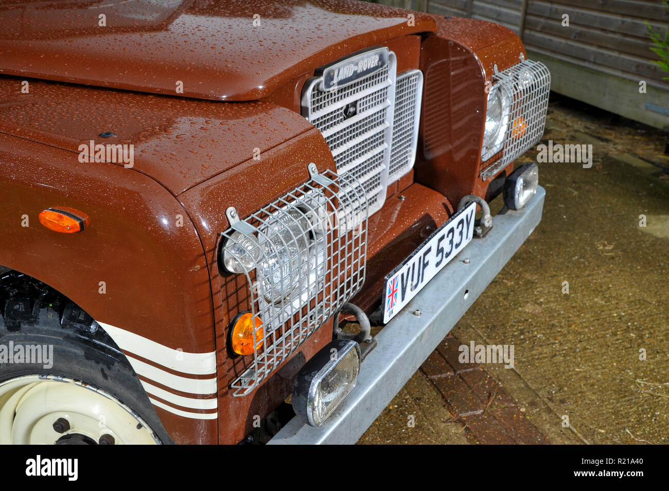 Land rover series 3 station wagon hi-res stock photography and images ...