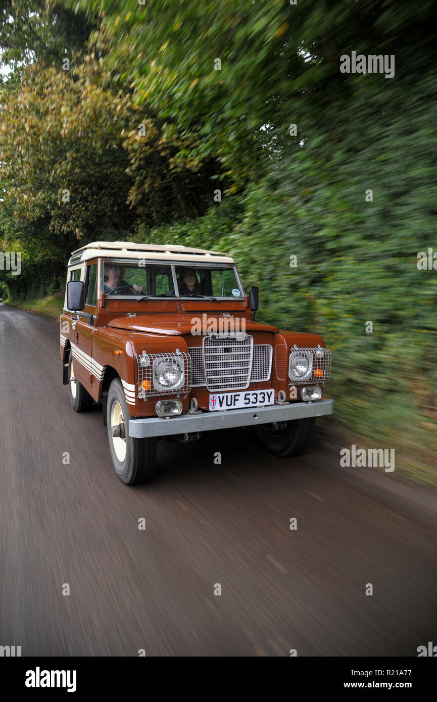 Land rover series 3 station wagon hi-res stock photography and images ...