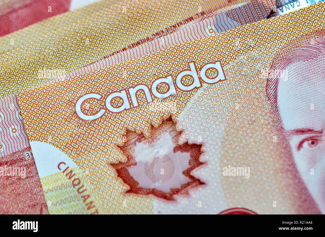 Canadian polymer banknotes hi-res stock photography and images - Alamy