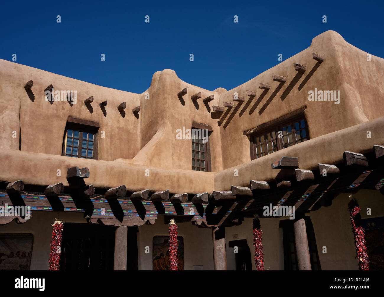 Pueblo revival style architecture hi-res stock photography and images ...