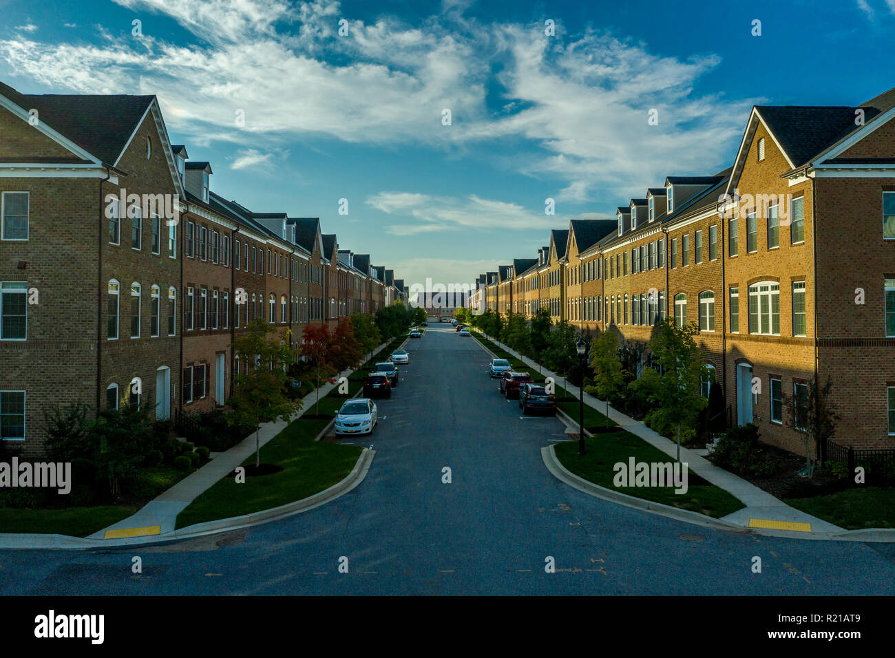American suburb house hi-res stock photography and images - Alamy