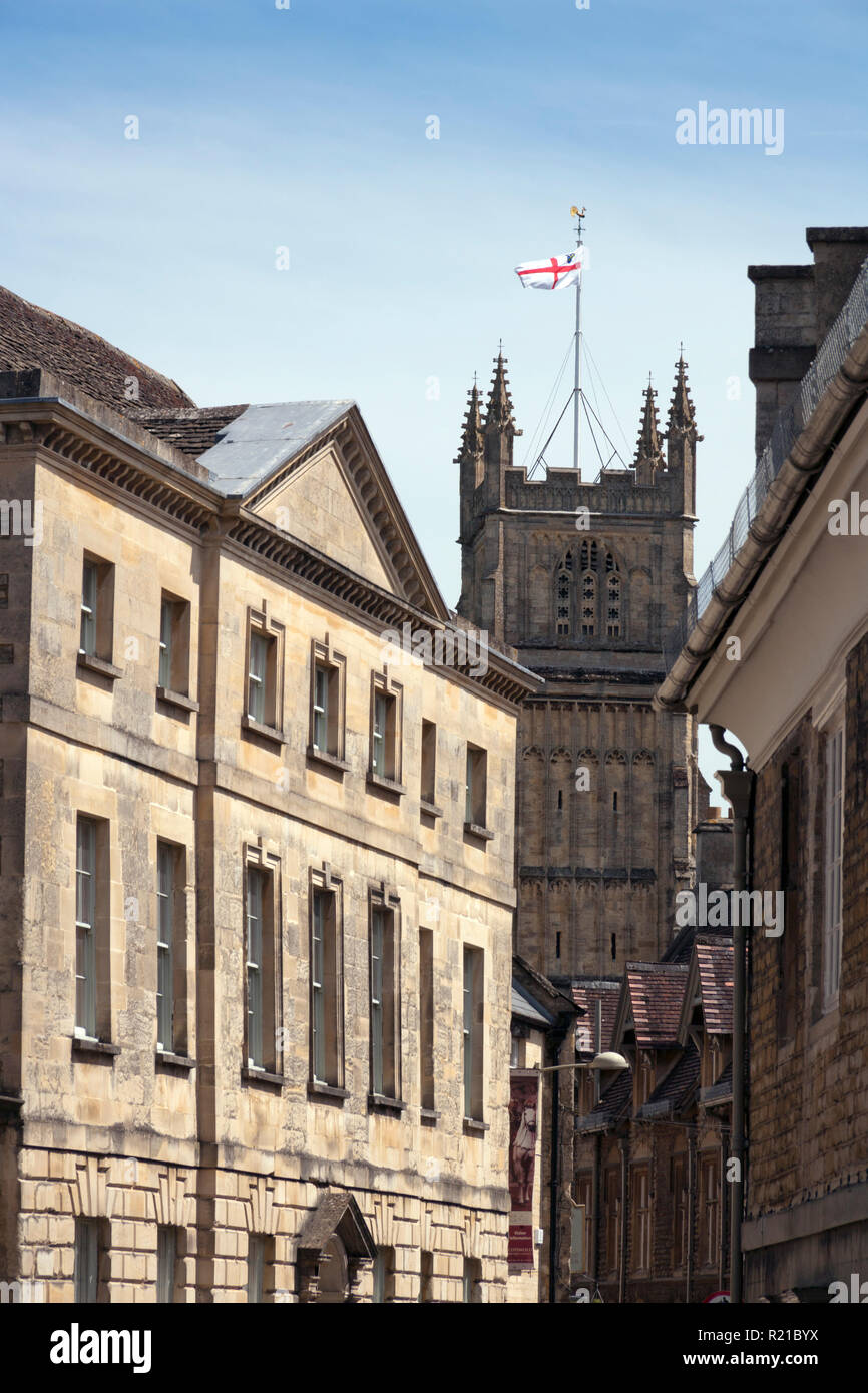 Cirencester cotswolds town street hi-res stock photography and images ...