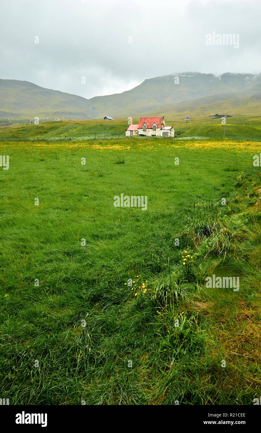 A remote farmhouse in the Iceland landscape Stock Photo - Alamy
