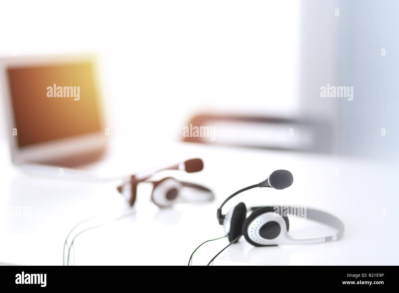 Empty call center desk hi-res stock photography and images - Alamy
