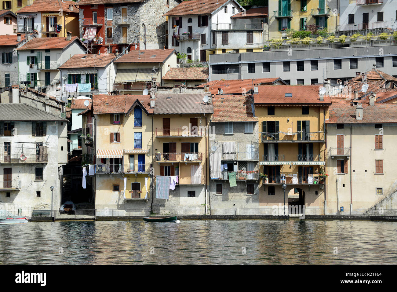 Colonno on lake como italy hi-res stock photography and images - Alamy