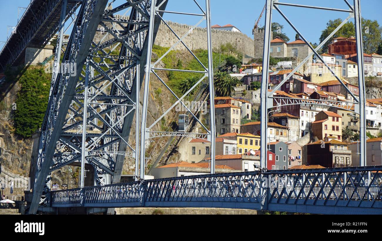 douro river bridge dom luis in porto Stock Photo - Alamy