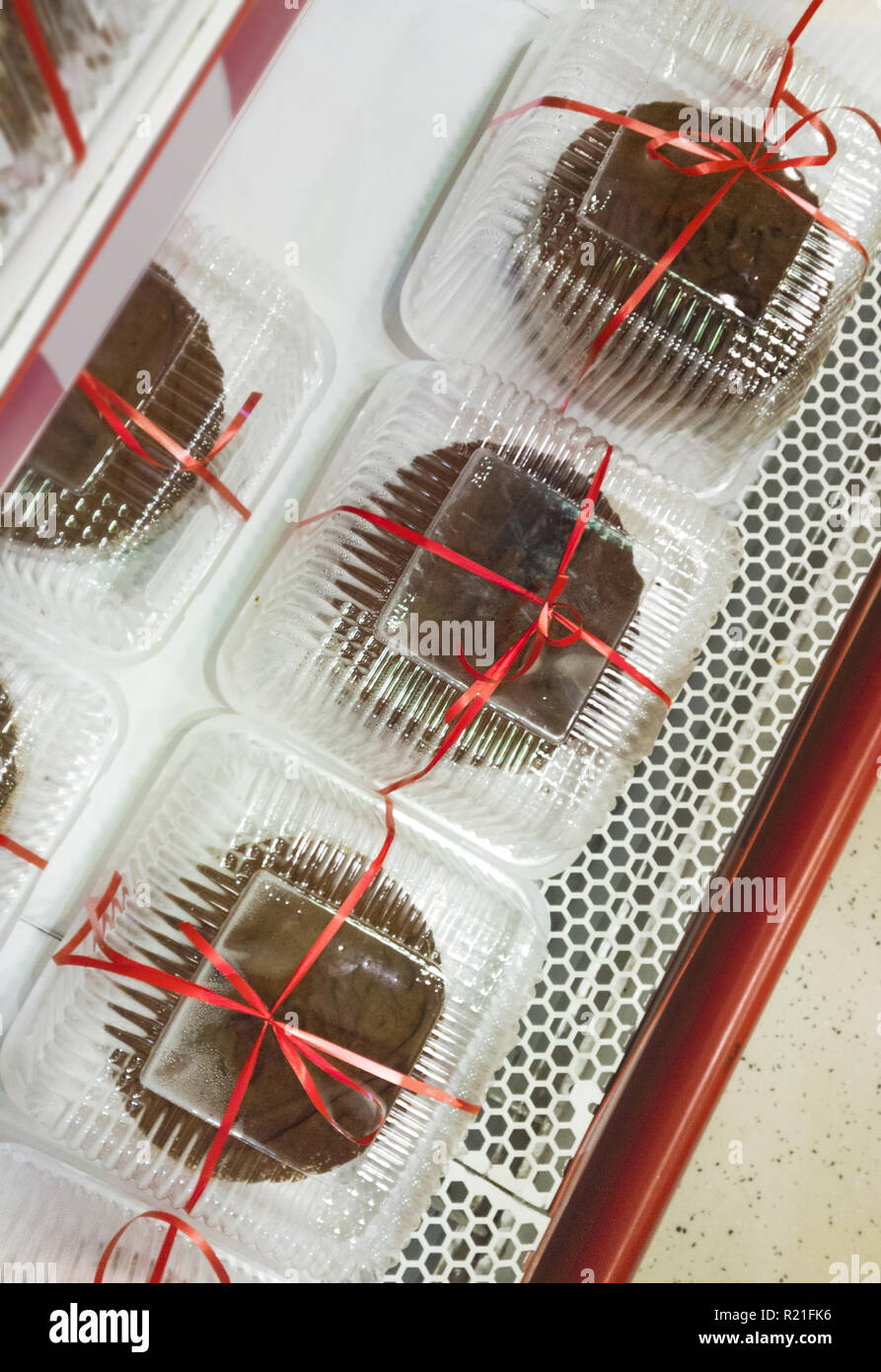 packed chocolate pies in shop Stock Photo - Alamy