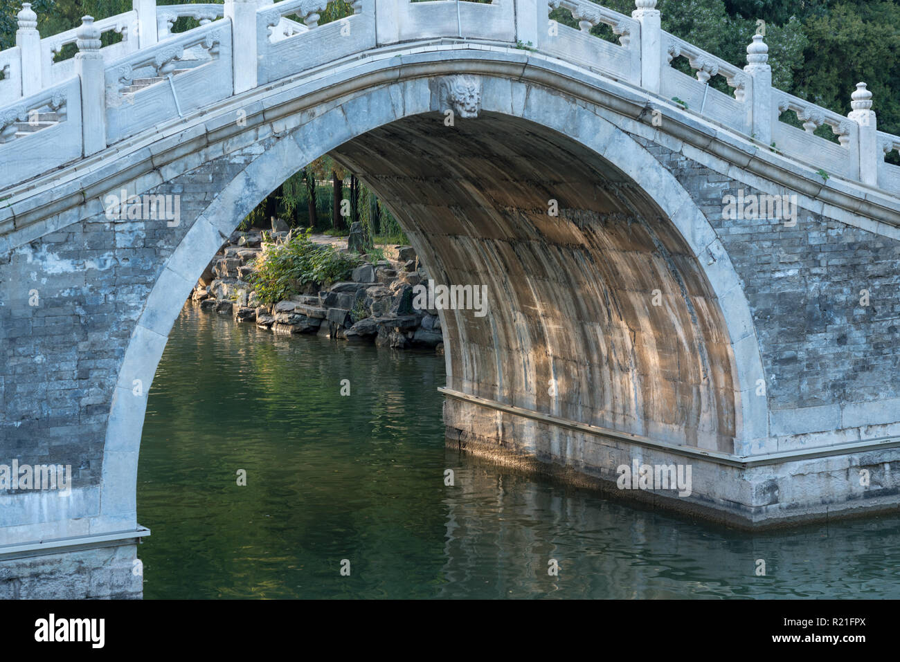 Arched bridge arch hi-res stock photography and images - Alamy