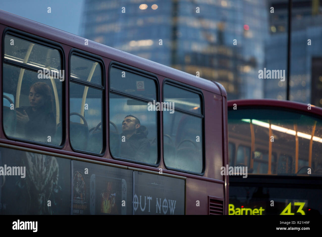 Queueing for buses hi-res stock photography and images - Alamy