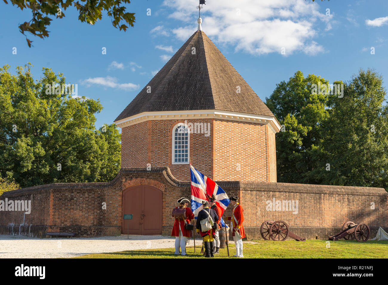 Re-enactors gather near Magazine in Colonial Williamsburg Stock Photo ...