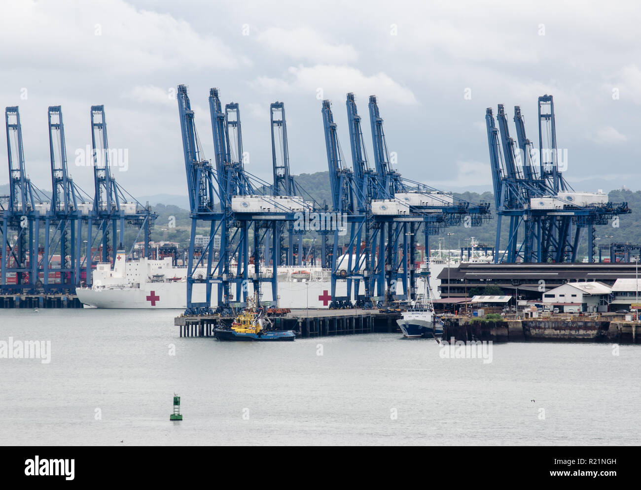 Port at the Pacific entrance of the Panama Canal Stock Photo - Alamy