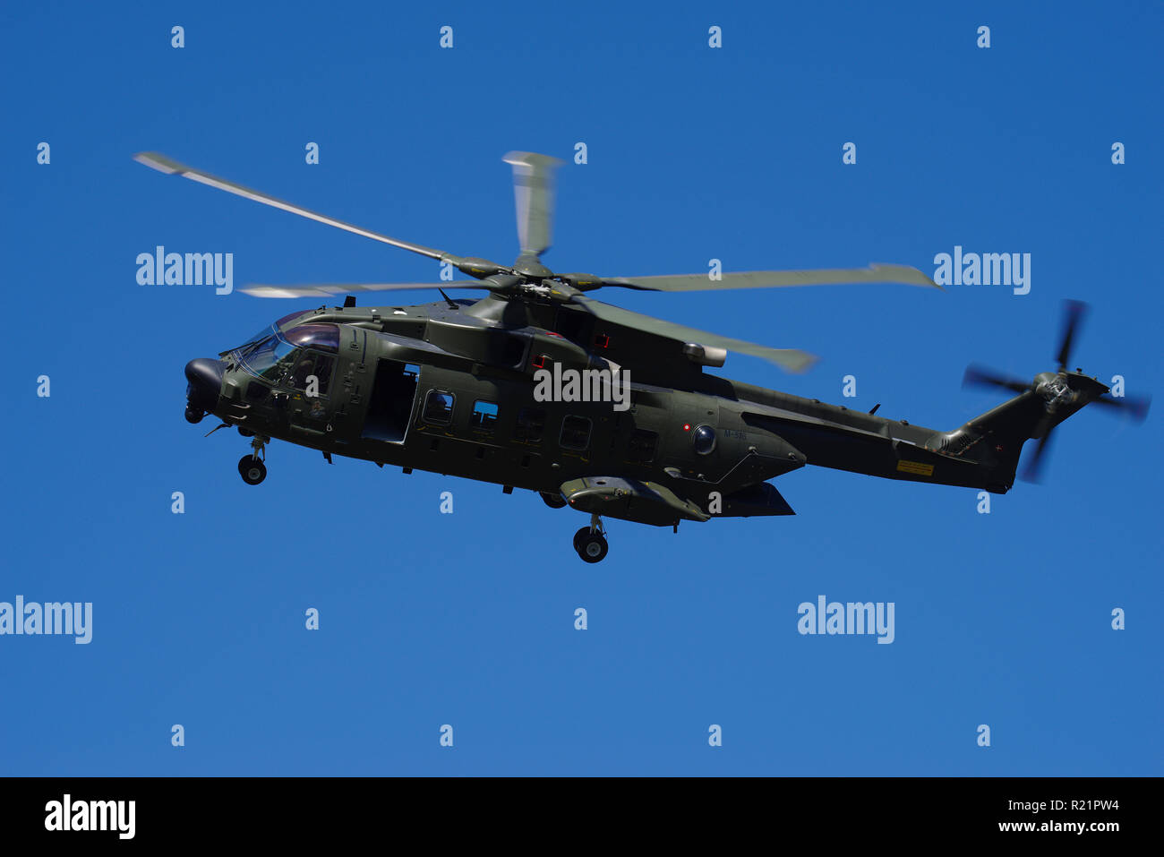 101 military hi-res stock photography and images - Alamy