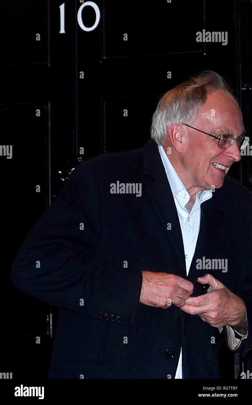 Mp peter bone leaving 10 downing street hi-res stock photography and ...