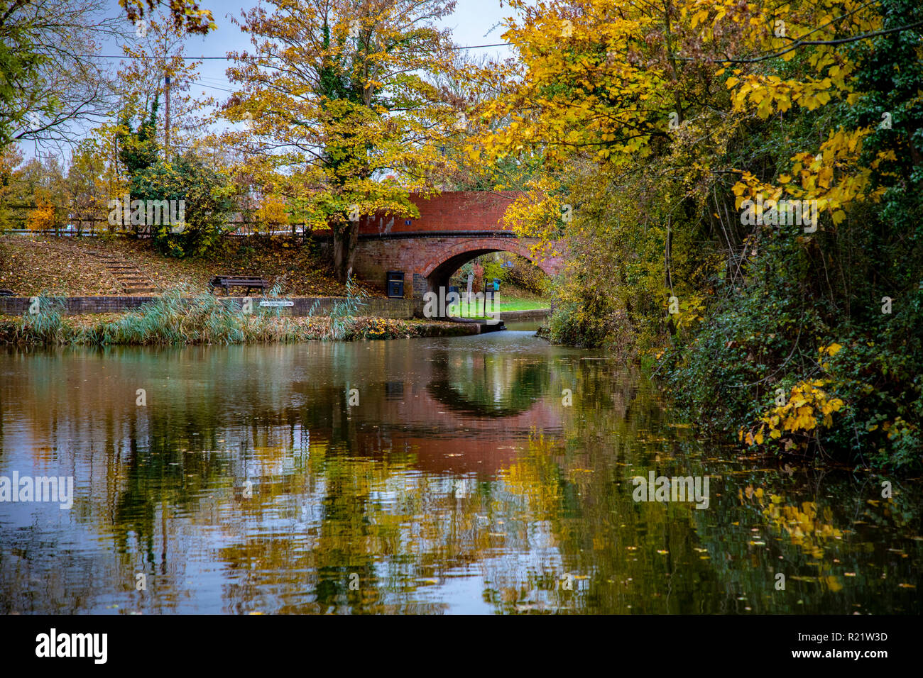Droitwich canal hi-res stock photography and images - Alamy
