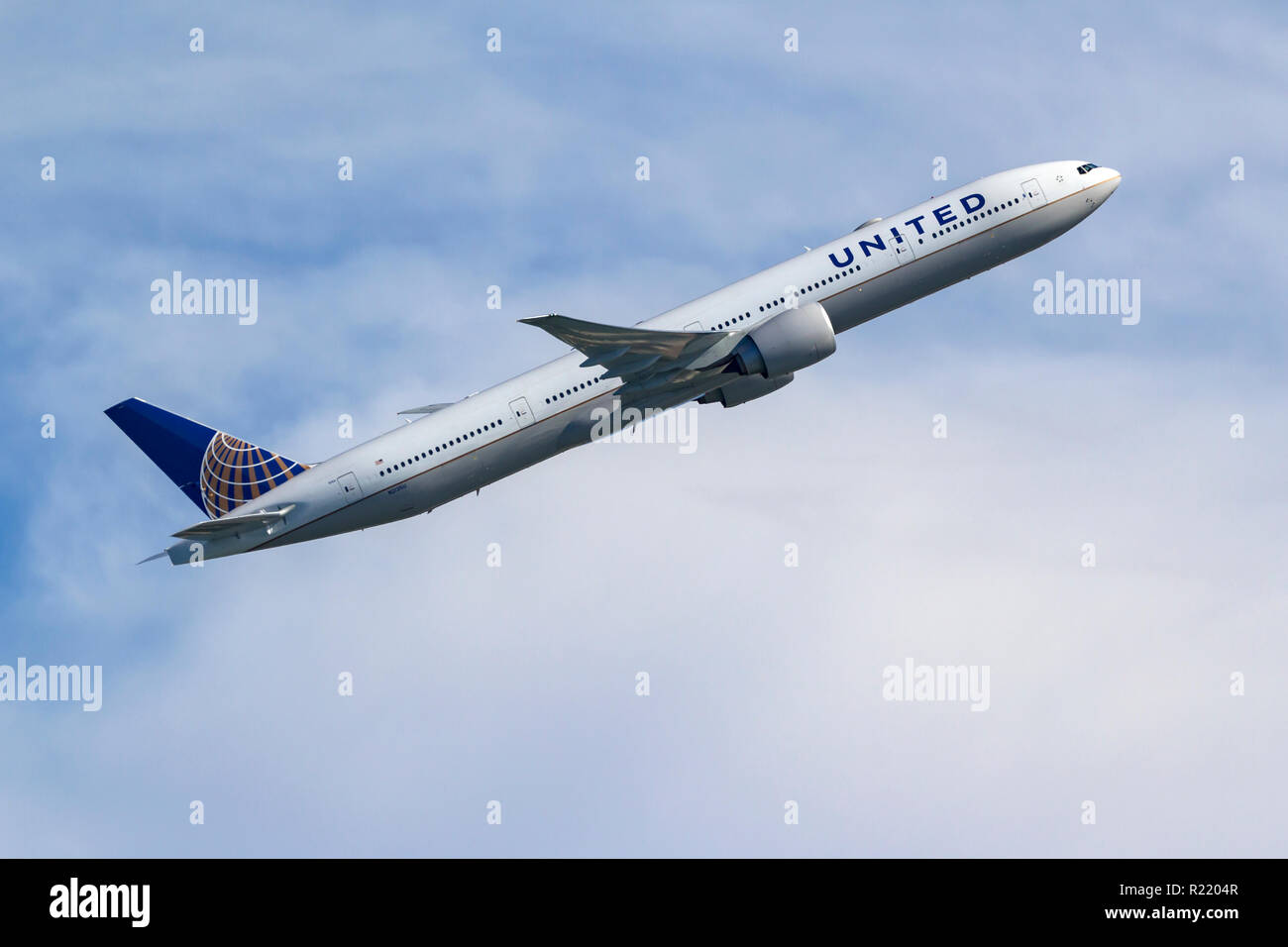Boeing 777-300 (N2135U) in United Airlines livery in flight. N2135U was ...