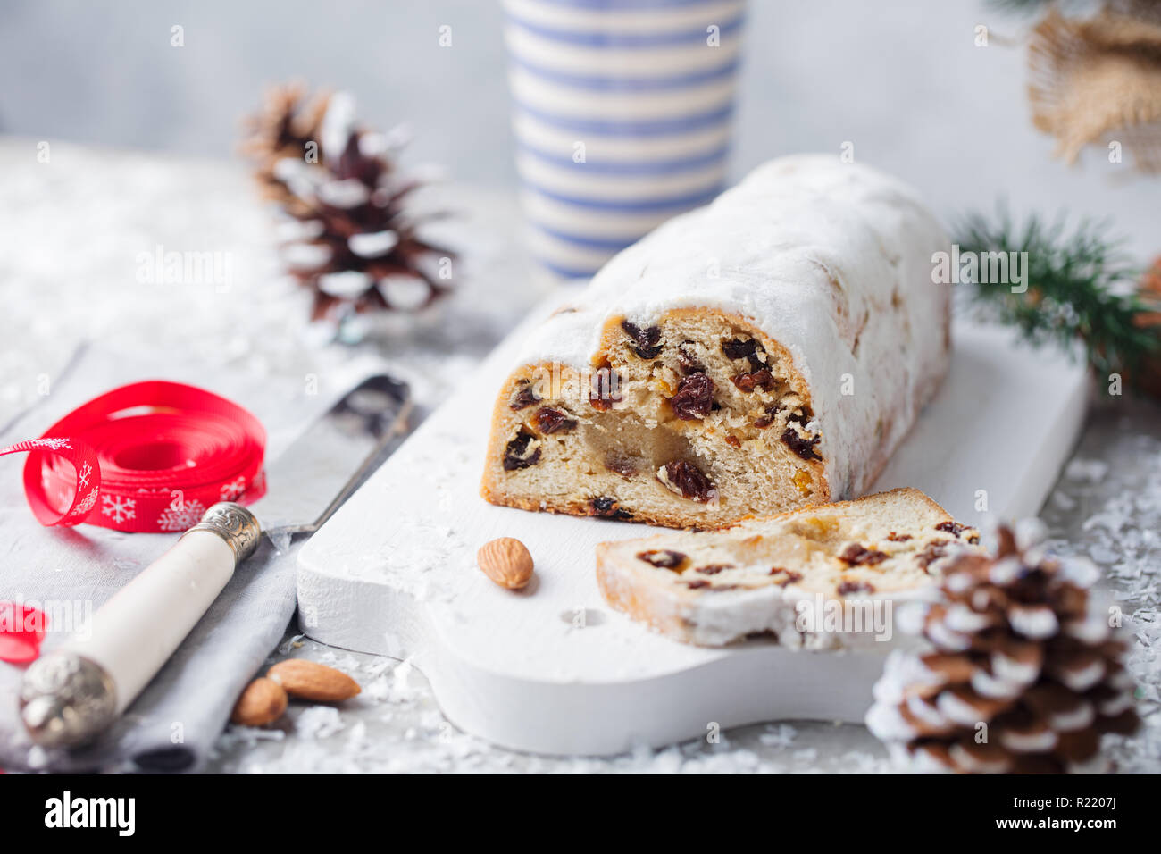Simnel bread hi-res stock photography and images - Alamy