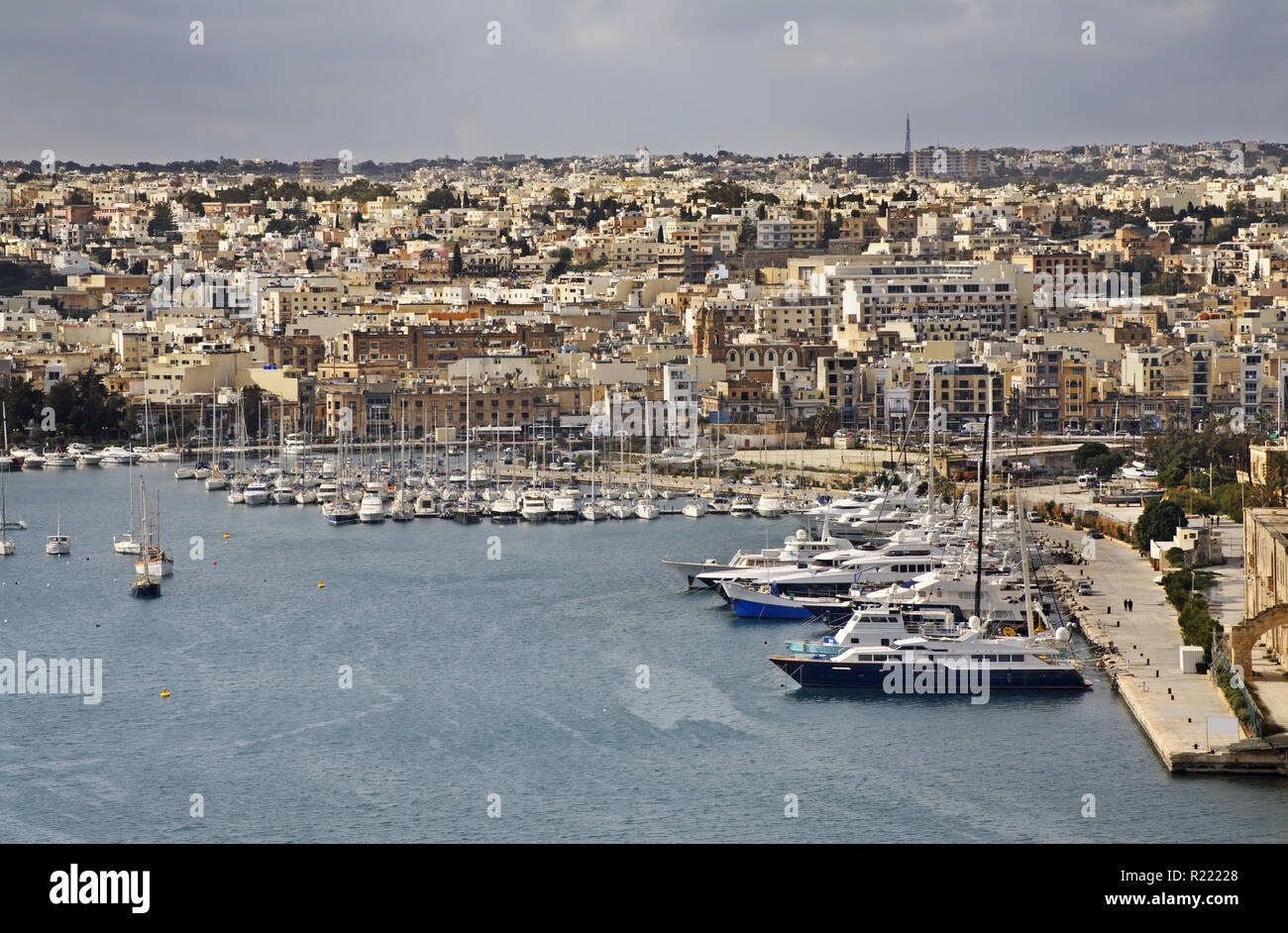 Embankment in Sliema (Tas-Sliema). Malta island Stock Photo - Alamy
