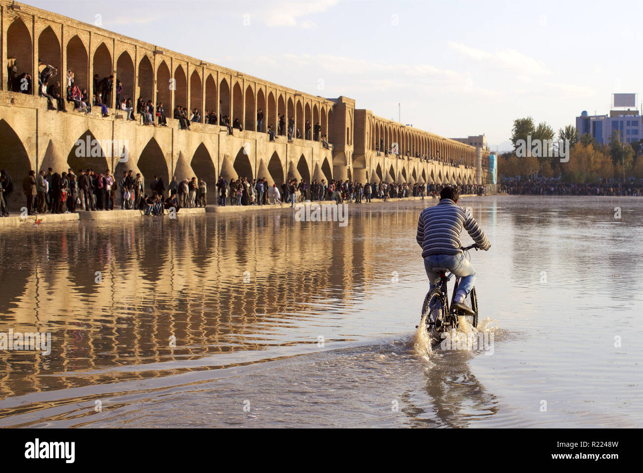 Iran: Isfahan 2011/11/07. People desperate for water, near the ...