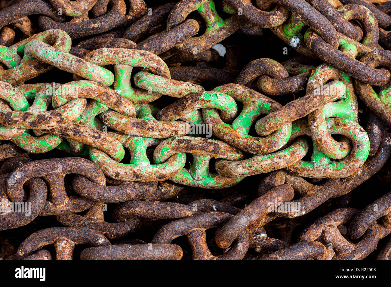 Rusted chains hi-res stock photography and images - Alamy