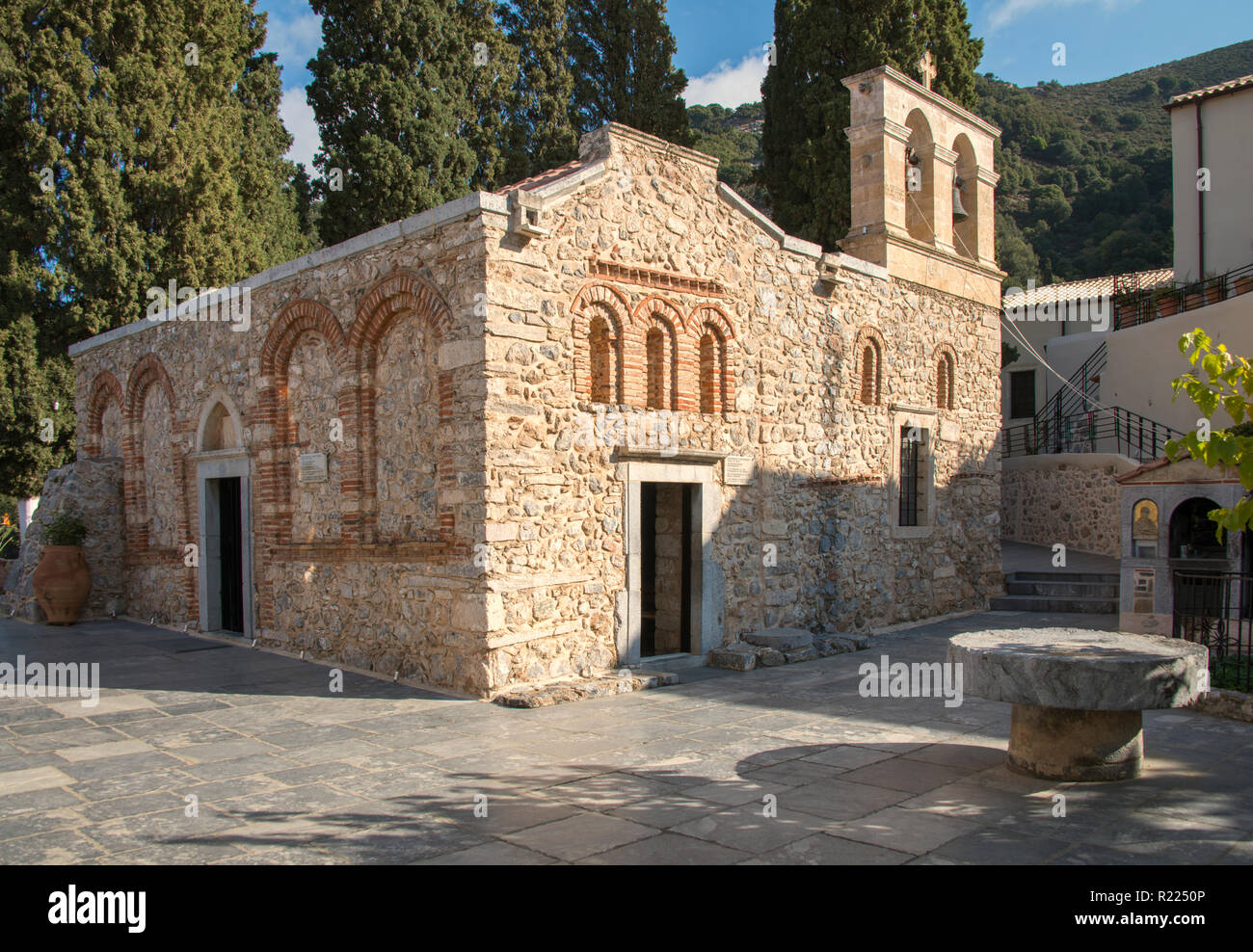 Iraklion hi-res stock photography and images - Alamy