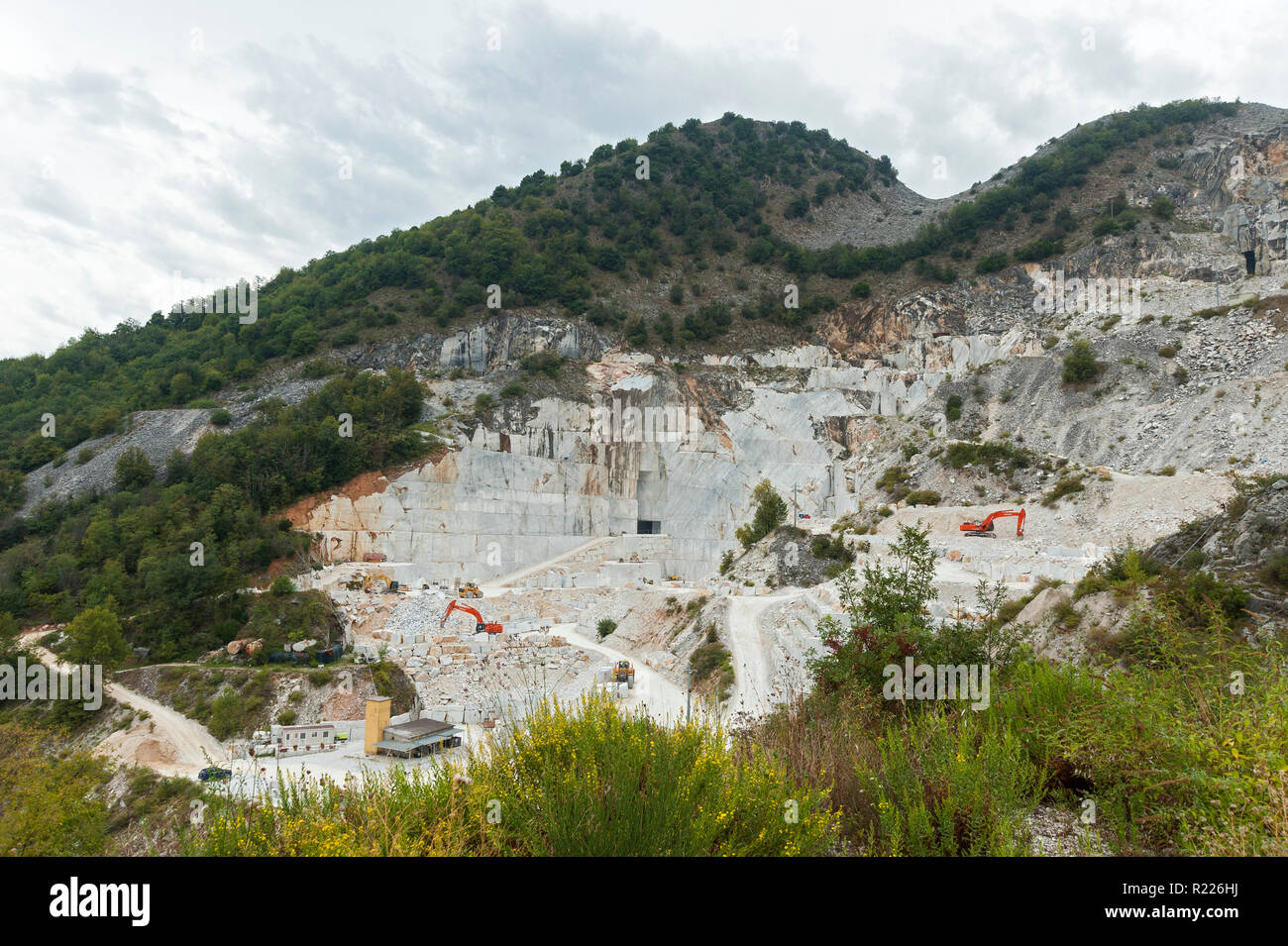 Marble Quarry at Carrara, Italy Stock Photo - Alamy