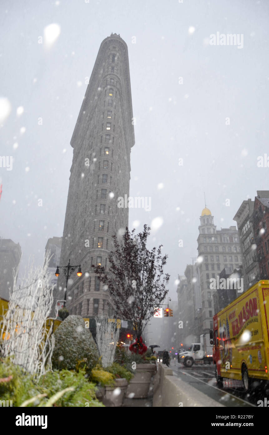 Manhattan, New York, USA. 15th Nov, 2018. A view of the street during a ...