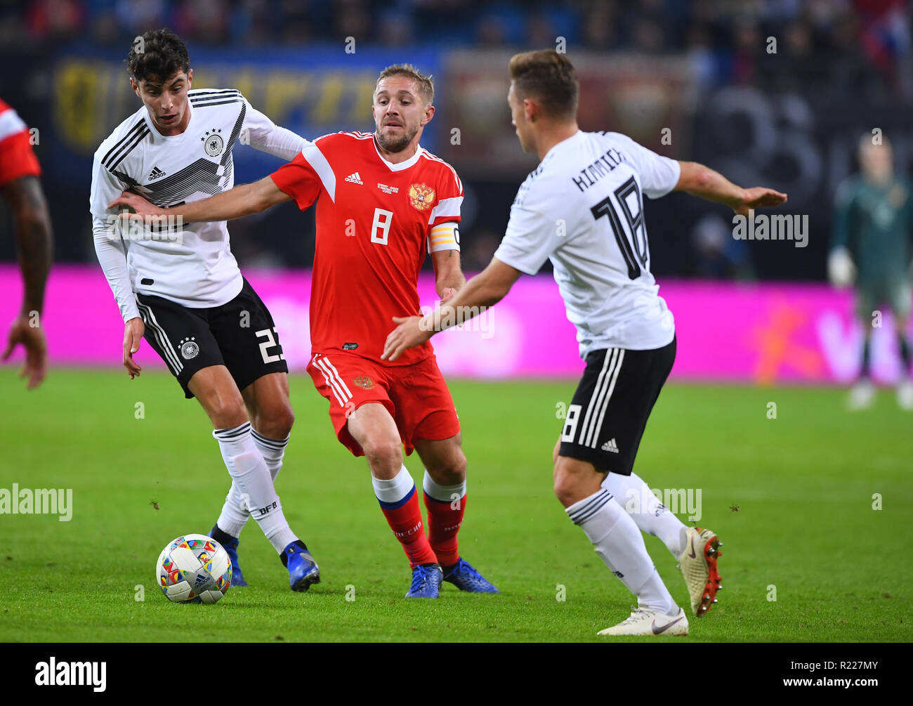 Leipzig, Germany. 15th Nov, 2018. Kai Havertz (l) from Germany versus ...