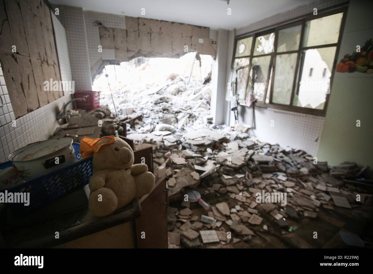 Gaza City, The Gaza Strip, Palestine. 15th Nov, 2018. Damages at ...