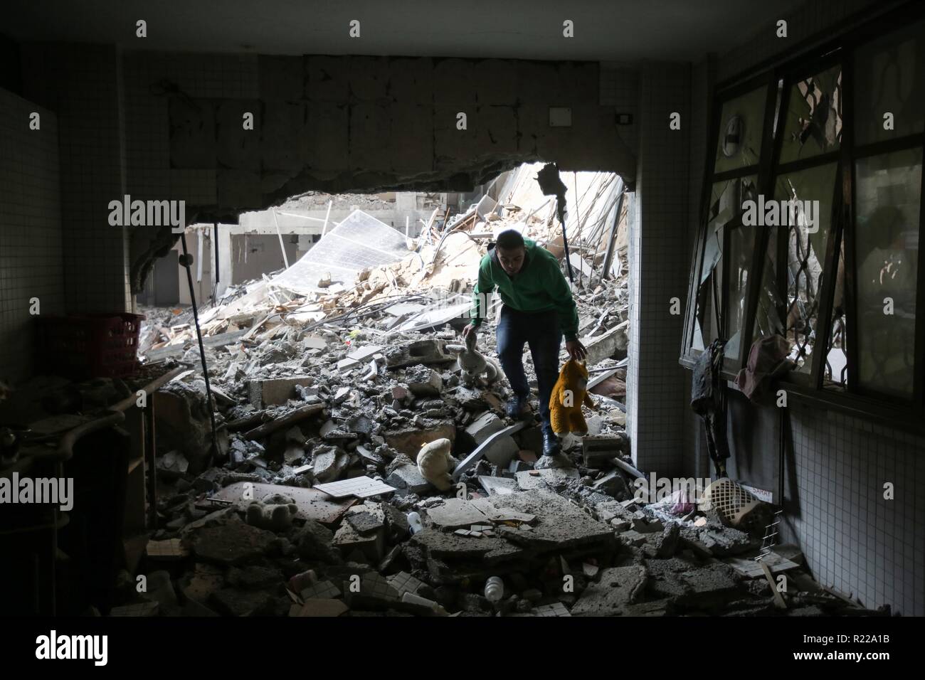 Gaza City, The Gaza Strip, Palestine. 15th Nov, 2018. Damages at ...