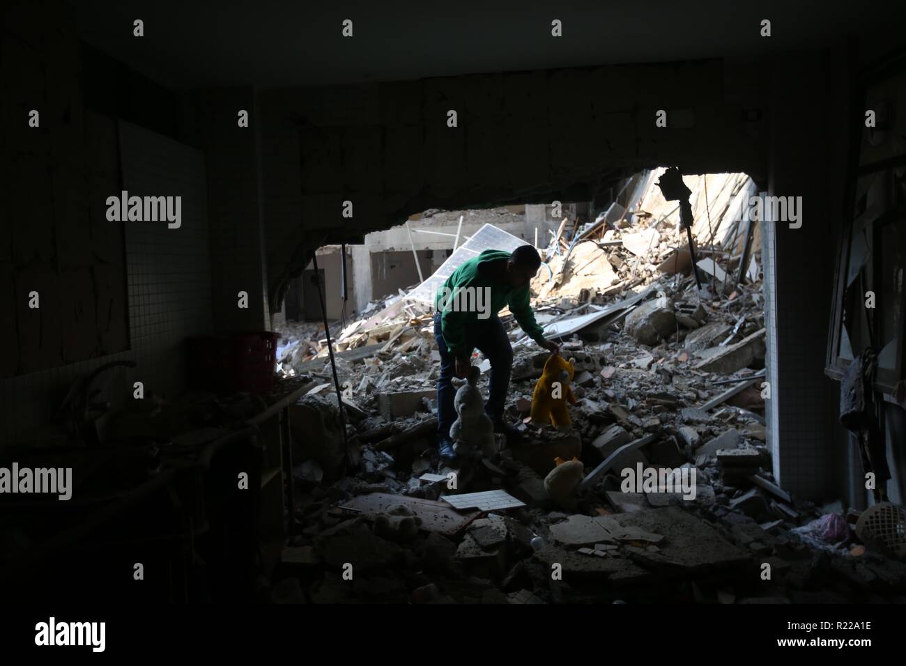 Gaza City, The Gaza Strip, Palestine. 15th Nov, 2018. Damages at ...