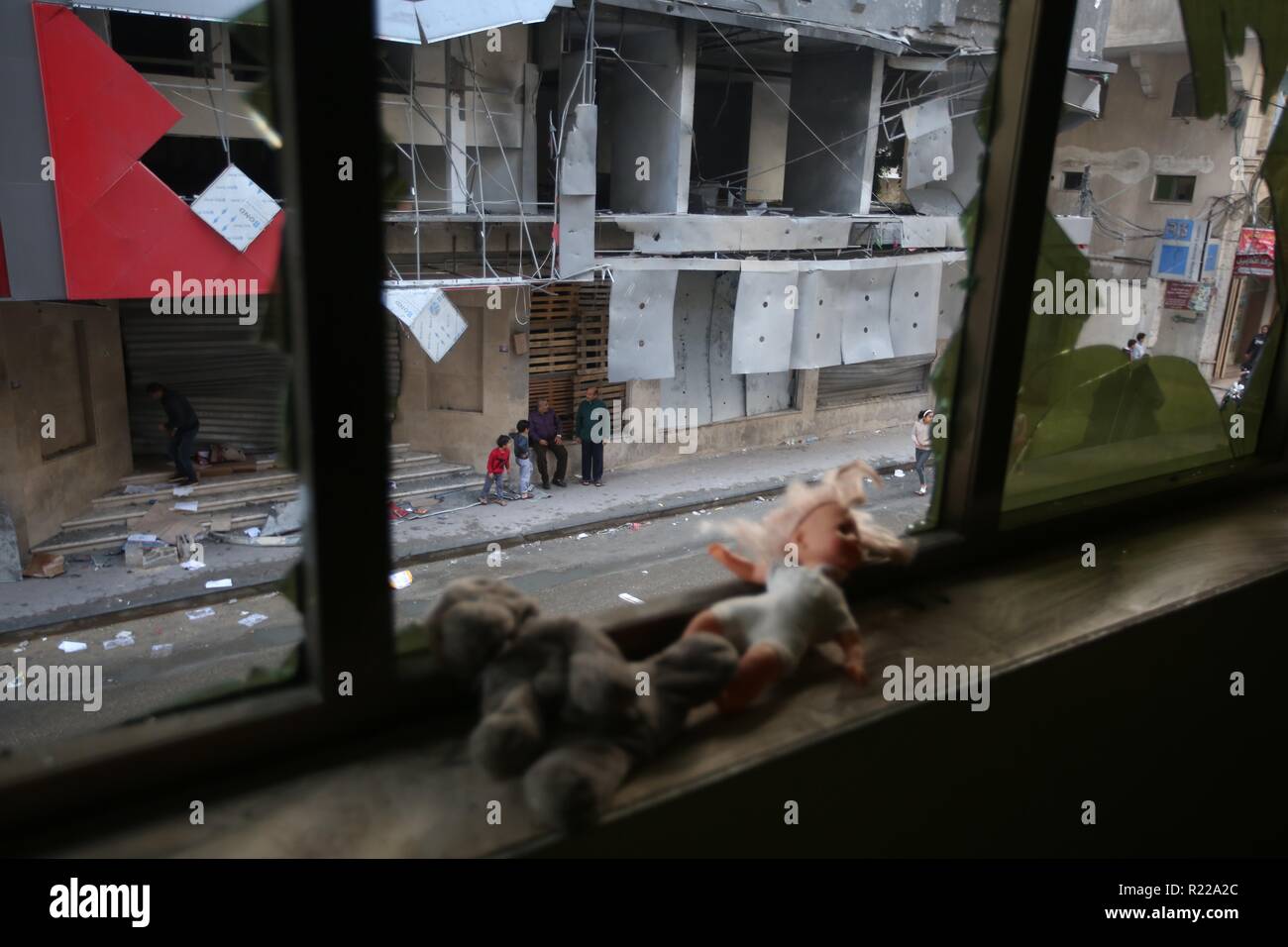 Gaza City, The Gaza Strip, Palestine. 15th Nov, 2018. Damages at ...
