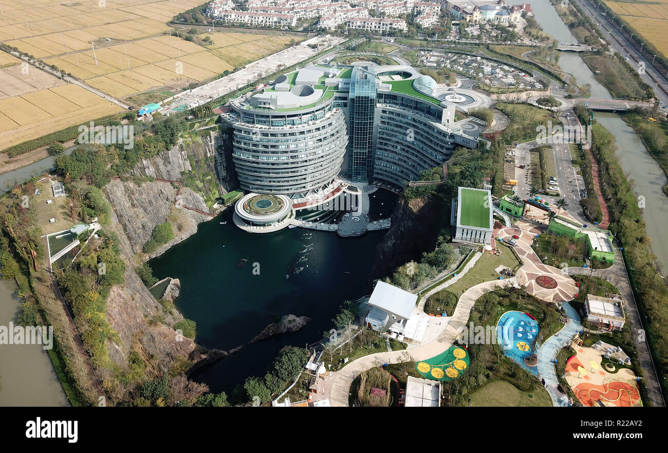 Shimao quarry hotel underwater hi-res stock photography and images - Alamy