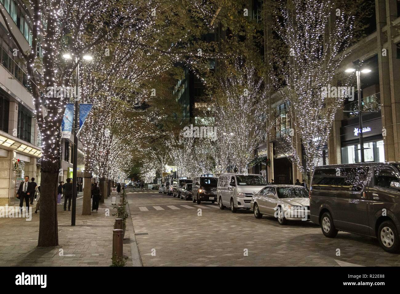 Led street light japan hi-res stock photography and images - Alamy