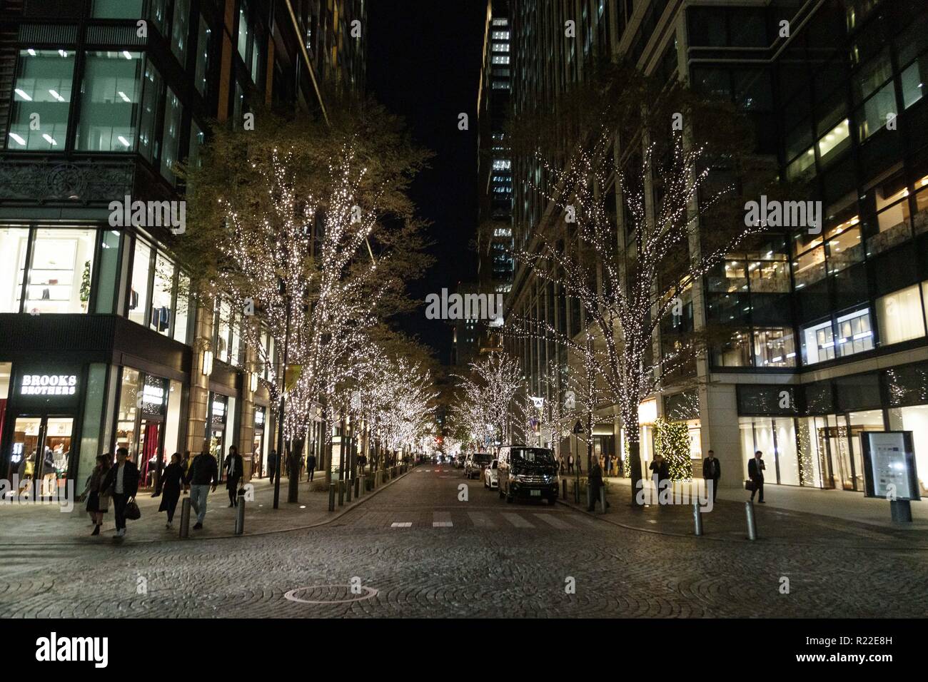 Led street light japan hi-res stock photography and images - Alamy