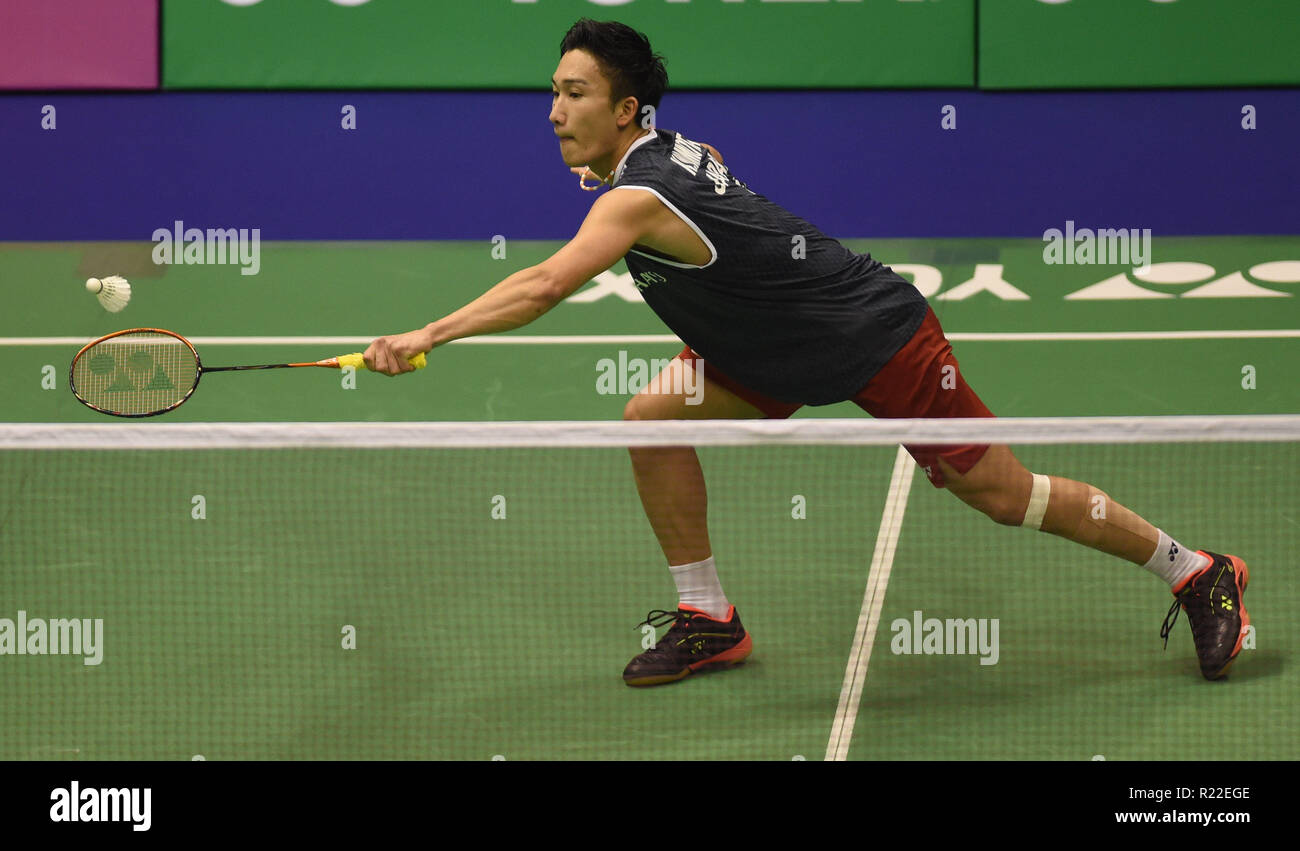 Hong Kong, China. 16th Nov, 2018. Japan's Kento Momota returns the ...