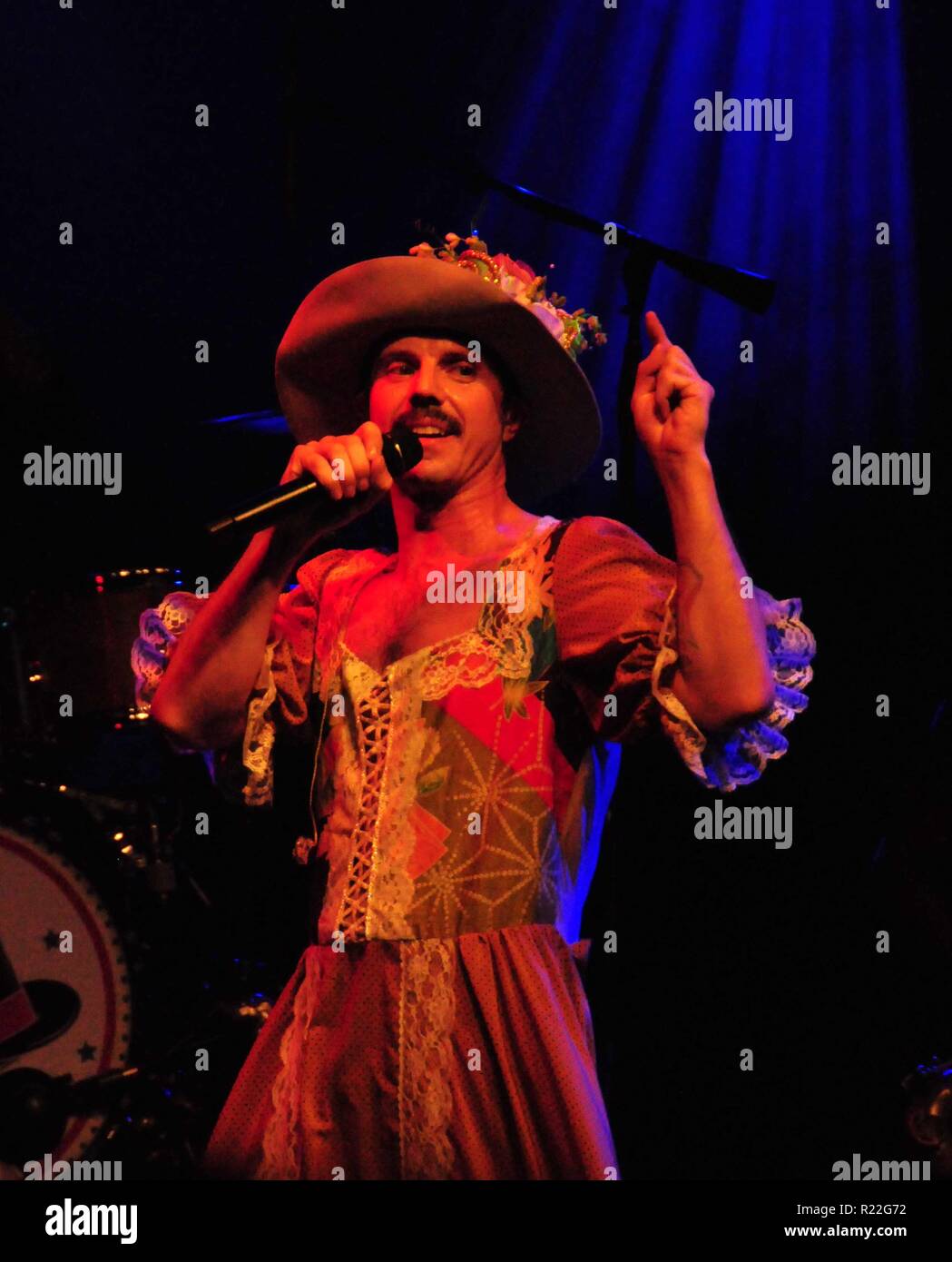 Los Angeles, California, USA. 15th November, 2018. NOVEMBER 15: Singer ...