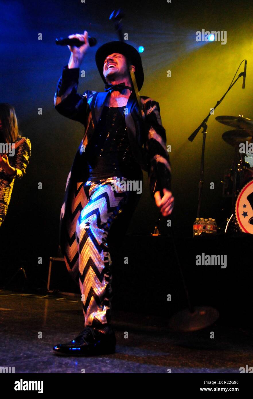 Los Angeles, California, USA. 15th November, 2018. NOVEMBER 15: Singer ...