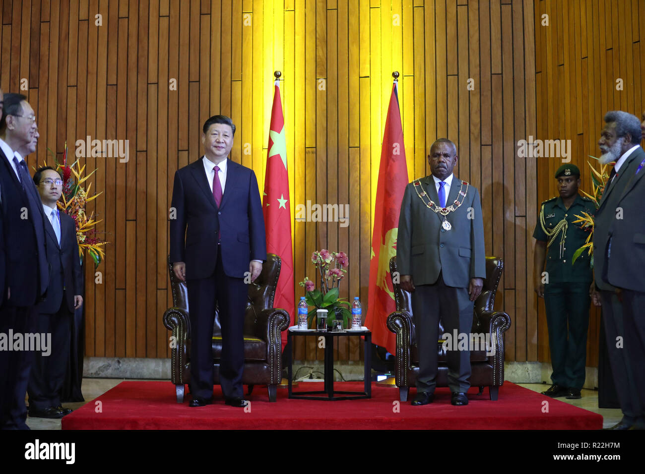 Port Moresby, PNG. 16th Nov, 2018. Chinese President Xi Jinping (center ...