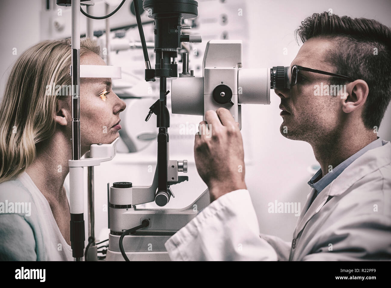 Slit lamp hi-res stock photography and images - Alamy